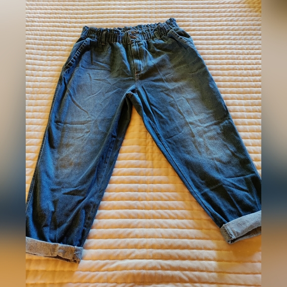 Universal Thread | Jeans | Paper Bag Style Jeans | Poshmark